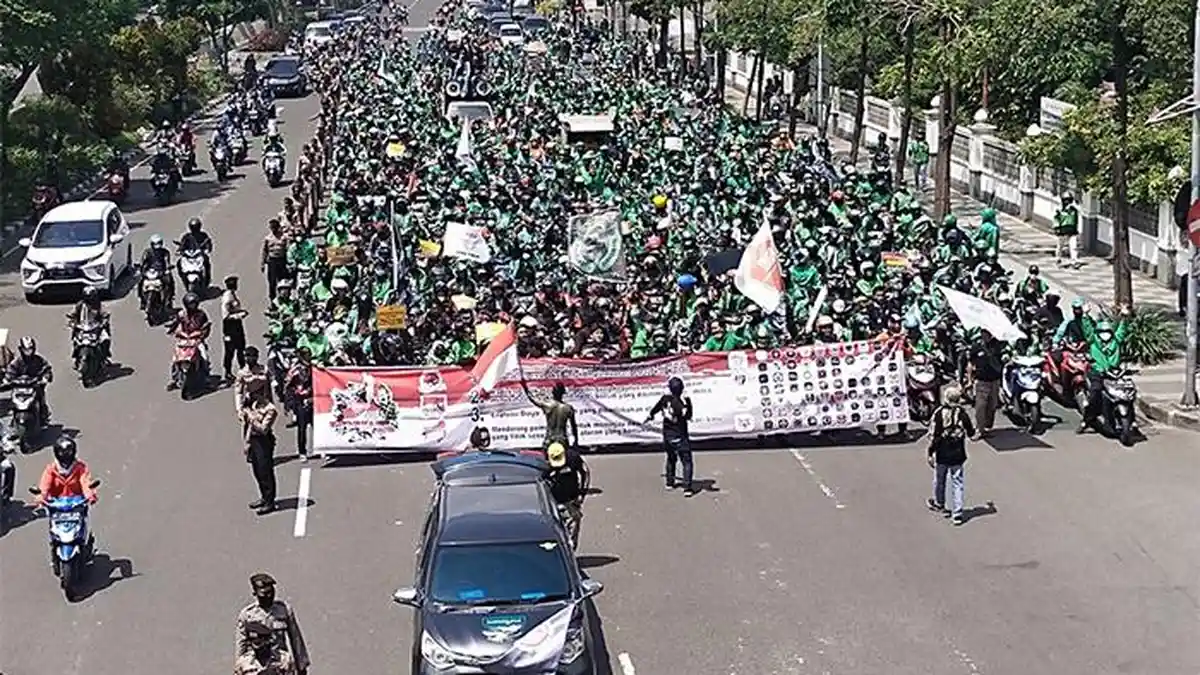 DEMO Driver Ojol 20 Mei 2025 - Gojek Grab Maxim dan InDrive Kompak ...