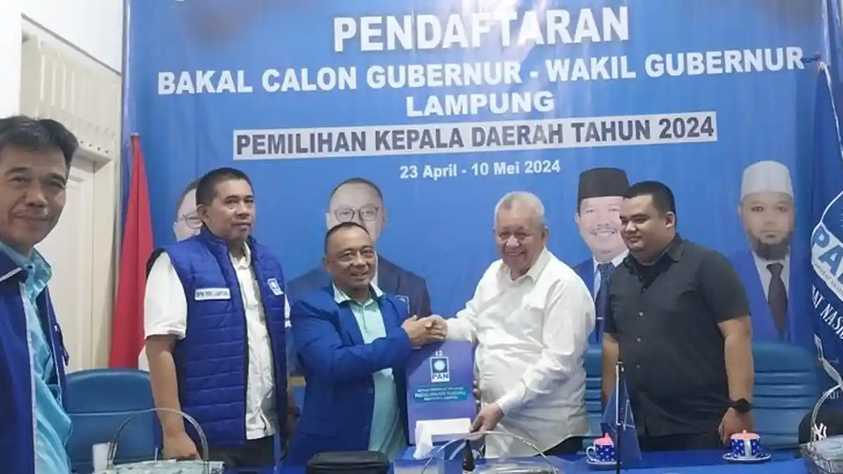 Mantan Wakil Wali Kota Bandar Lampung Yusuf Kohar Ambil Formulir Calon ...