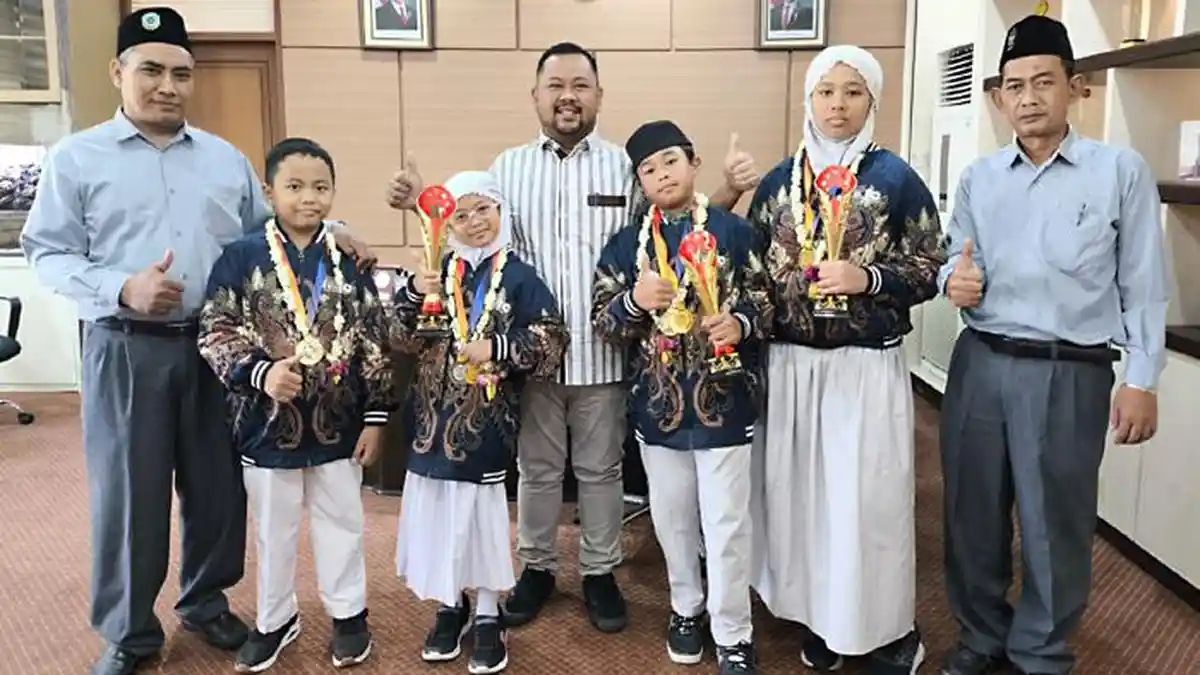 4 Siswa SD NU 1 Trate Gresik Ukir Prestasi Gemilang di Kejuaraan ...