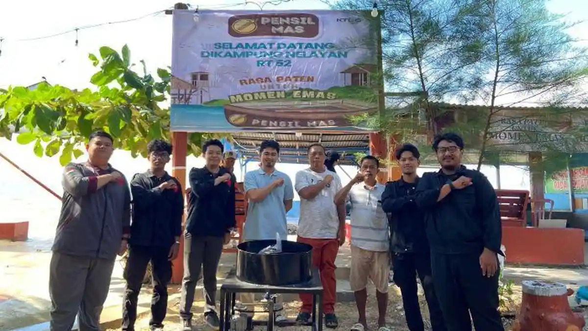 Daur Ulang Plastik PET, Mesin Serat Polyester Rancangan ITK Balikpapan ...