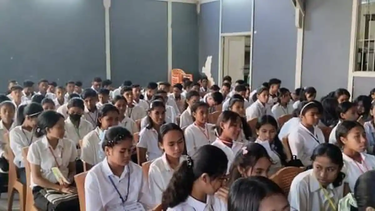 Bentuk Karakter 231 Siswa Baru, Panitia MPLS SMAK Frateran Ndao Ende ...