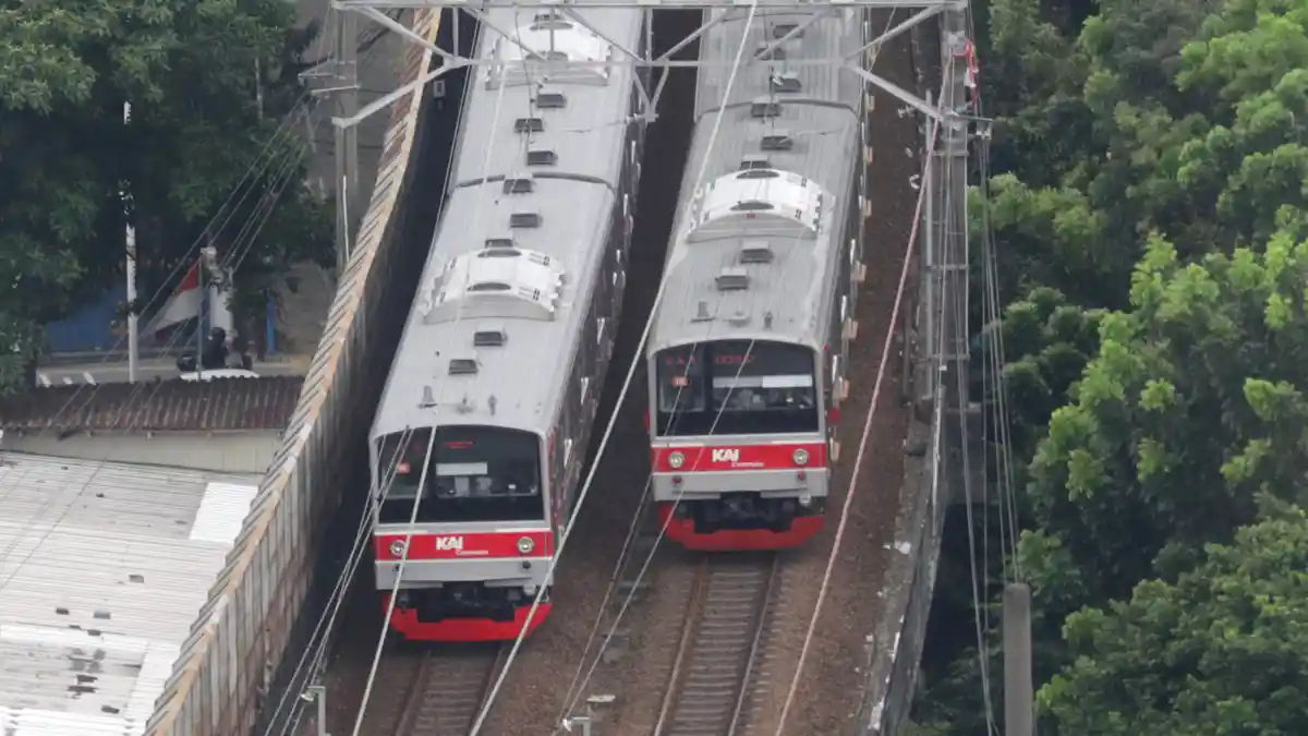 3 Fakta Kereta Api Khusus Petani dan Pedagang: Rute Merak-Rangkasbitung ...