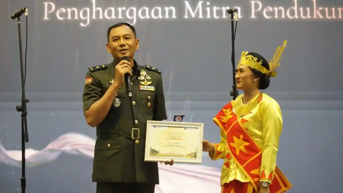 Perkuat Kampus Bhinneka Tunggal Ika: UKSW Beri Penghargaan MBKM ...