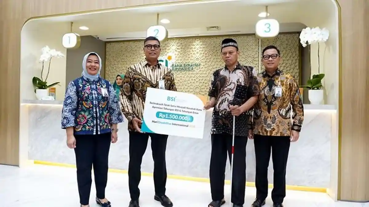 Sediakan Layanan Ramah Difabel, BSI Beri Fasilitas Kursi Roda hingga ...