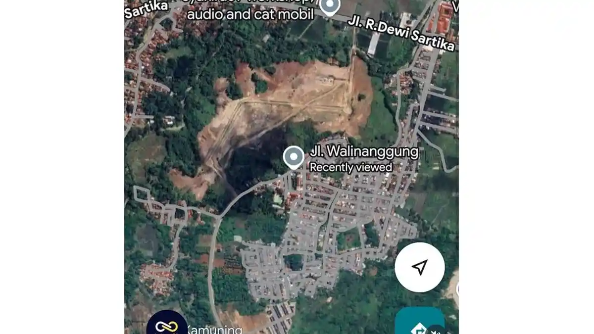 Viral Citra Satelit Bukit Gundul di Sumber Cirebon Diduga Biang Banjir ...