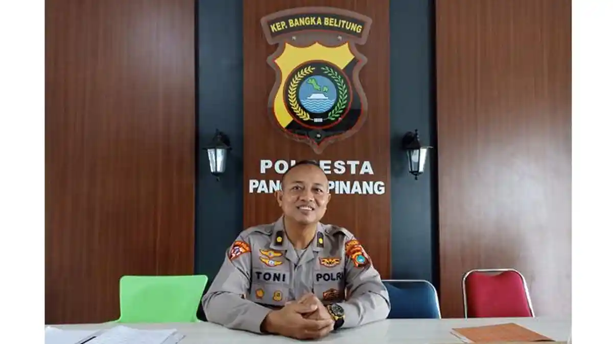 Satu Unit Sepeda Motor dan Uang Jutaan Rupiah Hadiah Turnamen Gaple ...