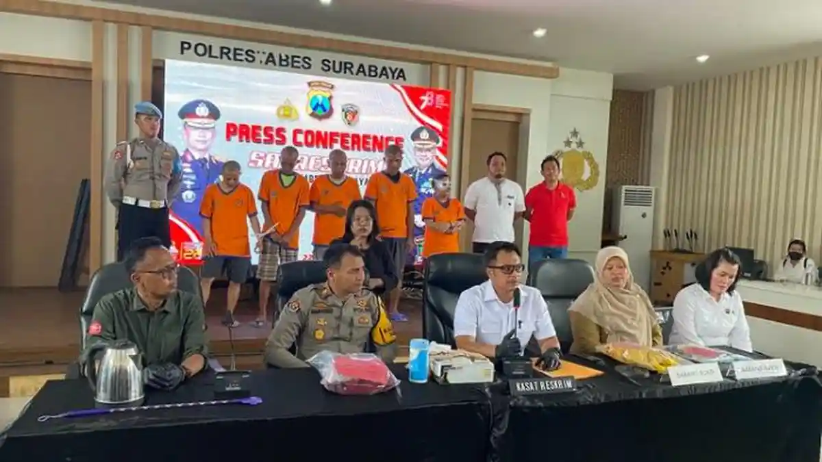 Siswi SMP di Surabaya Dicabuli Ayah, Kakak, dan 2 Paman Sejak 2020 ...