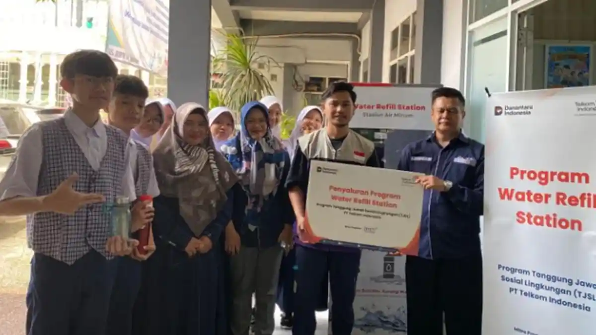 Telkom Melalui BMM Salurkan Bantuan Water Refill Station di 9 Titik ...