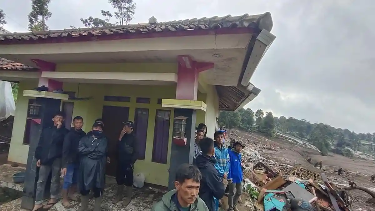 Kisah Pilu di Balik Rumah Hadiansyah yang Berdiri Utuh di Cisarua ...