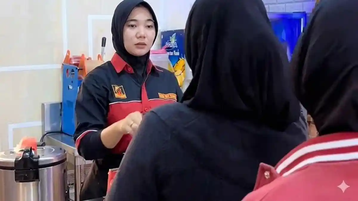 Lowongan Kerja Rocket Chicken Pramuka Banjarmasin, Dicari Staff Kasir ...