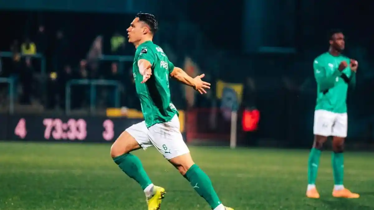 Habis Kontrak di Lommel SK, Joey Pelupessy Semakin Dekat Gabung Persib ...
