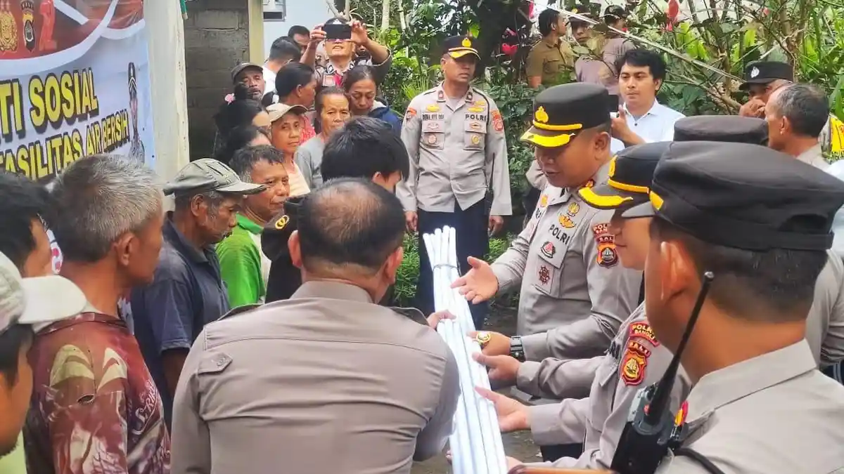 Polres Bangli Berikan Fasilitas Air Bersih Pada Warga Di Susut Bali ...