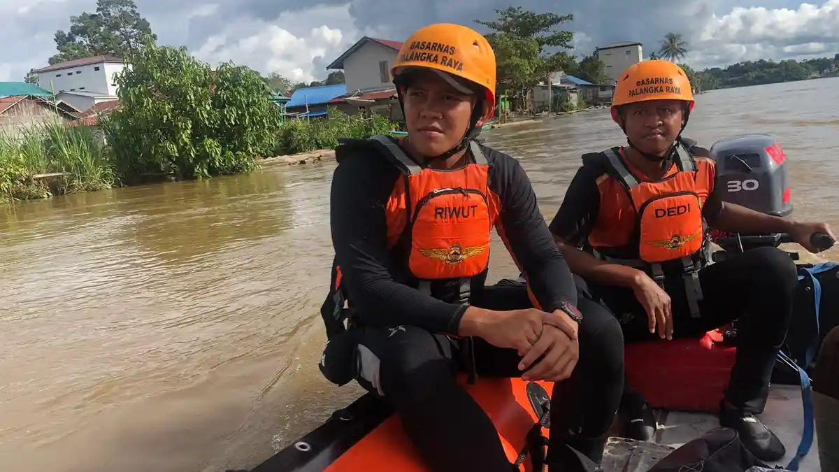Cari Orang Hilang Tenggelam di Sungai Katingan, Basarnas Palangkaraya ...