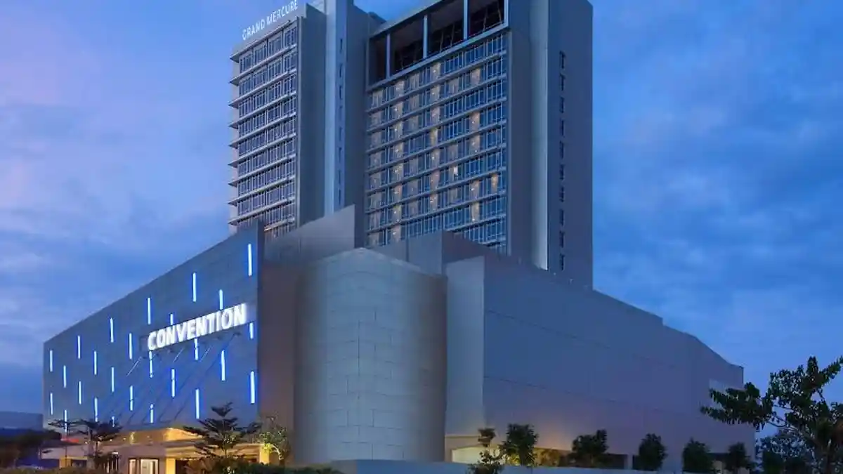 5 Rekomendasi Hotel di Solo Baru : Lokasi Strategis, Dekat The Park ...