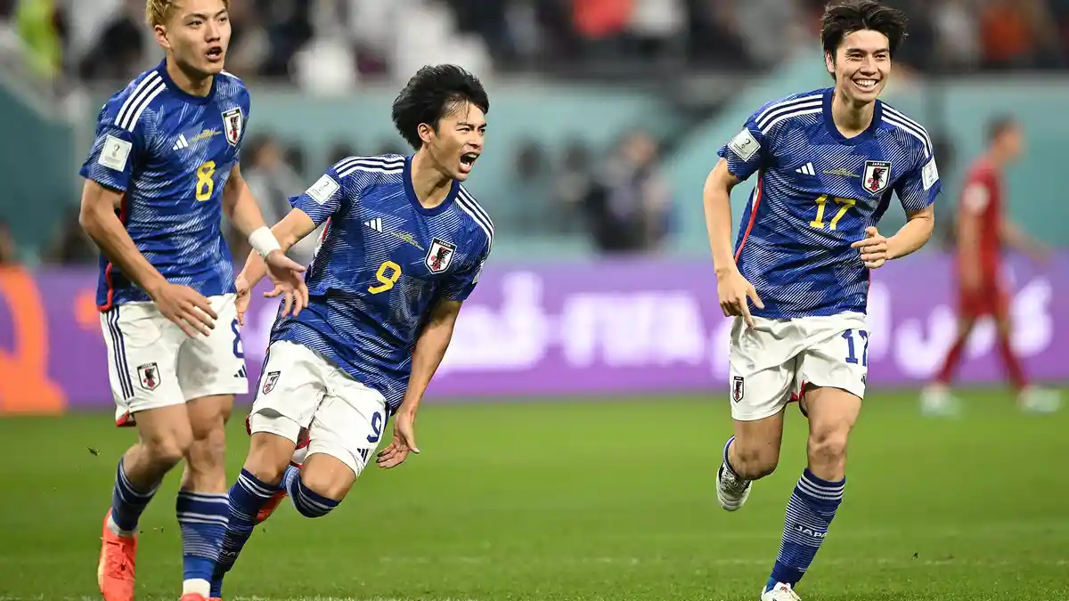 Hasil Jepang vs Spanyol Piala Dunia 2022: Taklukkan Tim Matador 2-1 ...