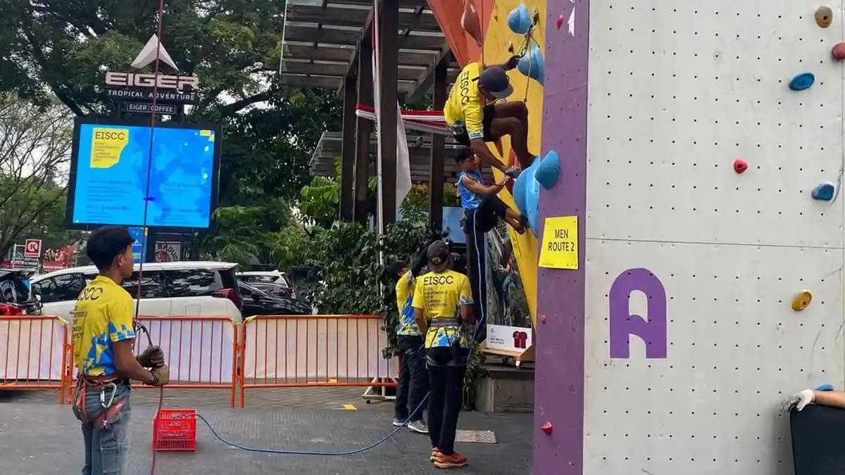 Cerita Rosanna, Mahasiswi DKV dari Surabaya yang Ikut EIGER ...