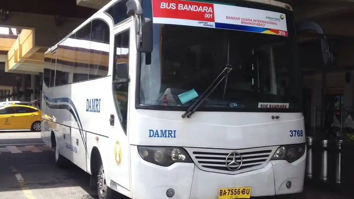 Jadwal dan Rute Bus Damri Keberangkatan BIM Padang Pariaman ...