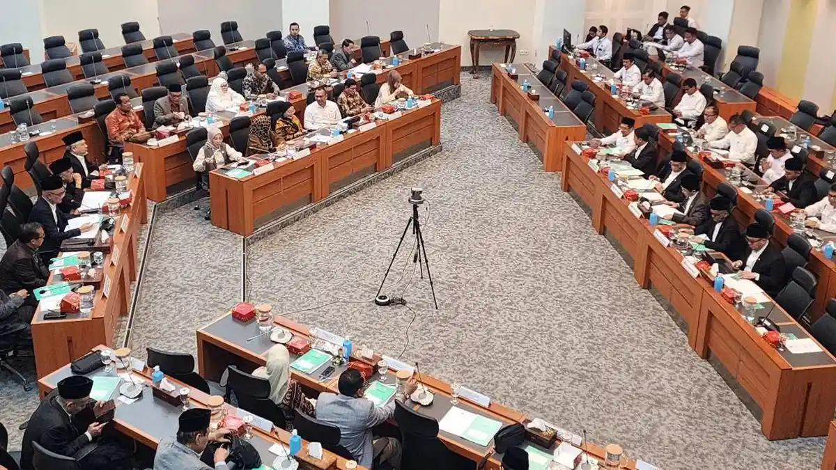 Legislator Demokrat Soroti Perbedaan Usulan Biaya Haji Versi Menteri ...