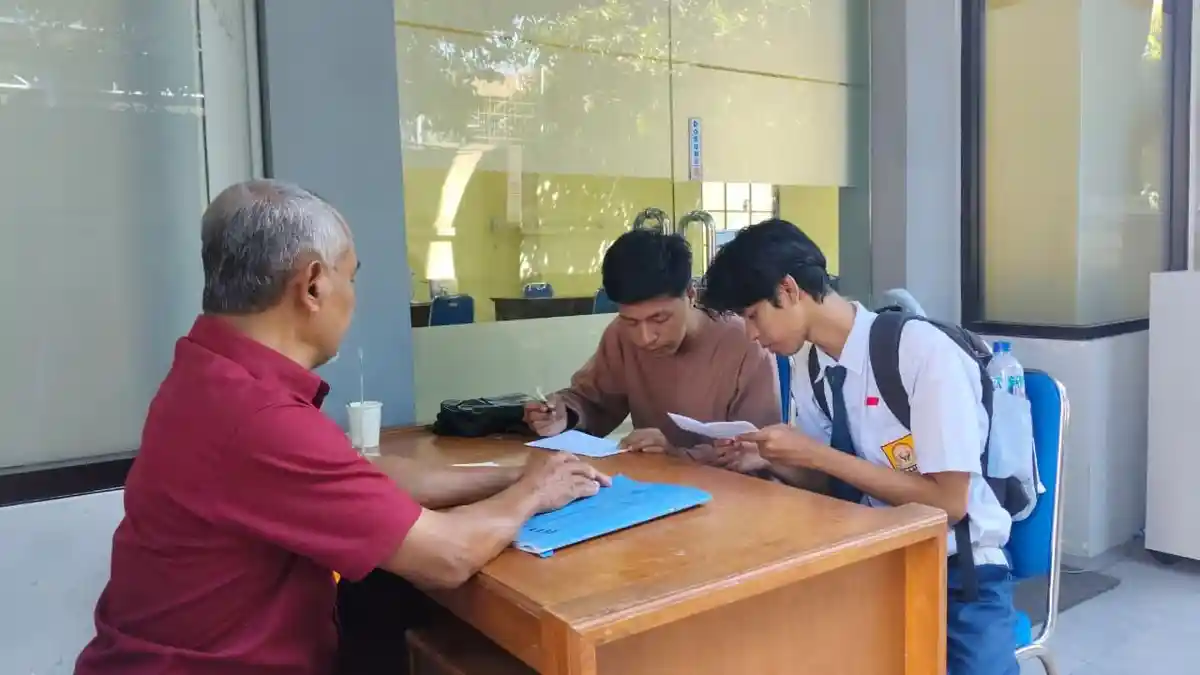 SPMB Sidoarjo 2026 Diwarnai Isu Hilangnya Ribuan Kursi SMP Negeri ...