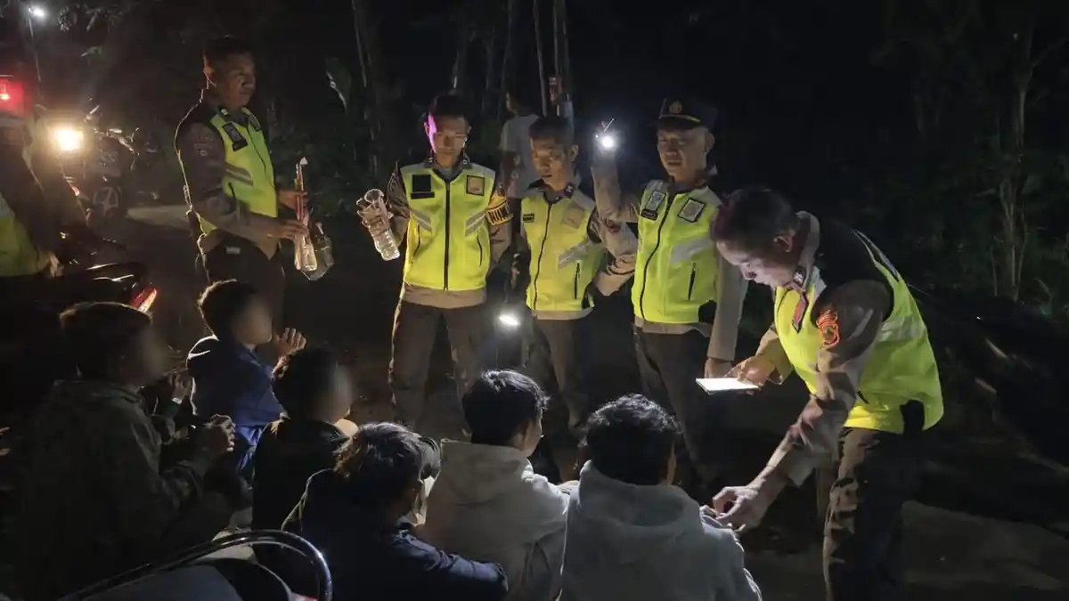 Remaja di Kudus Gelar Pesta Miras di Malam Ramadan, Berujung Ditangkap ...