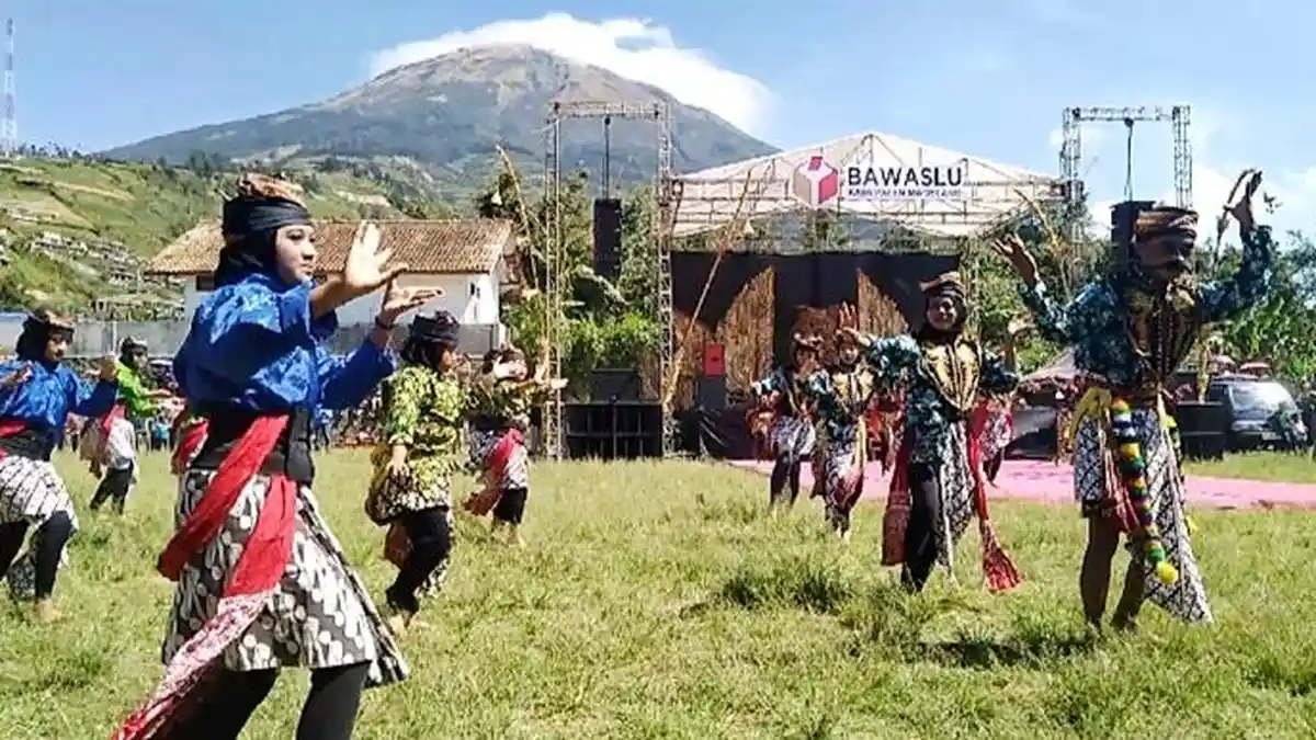 9 Desa di Lereng Gunung Sumbing Magelang Deklarasikan Anti-Politik Uang ...