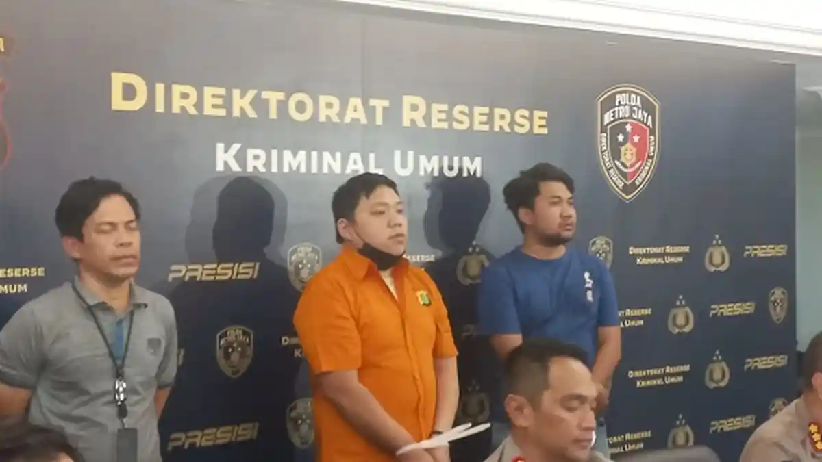 David Yulianto Koboi yang Pakai Mobil Berplat Dinas Polri di Exit Tol ...