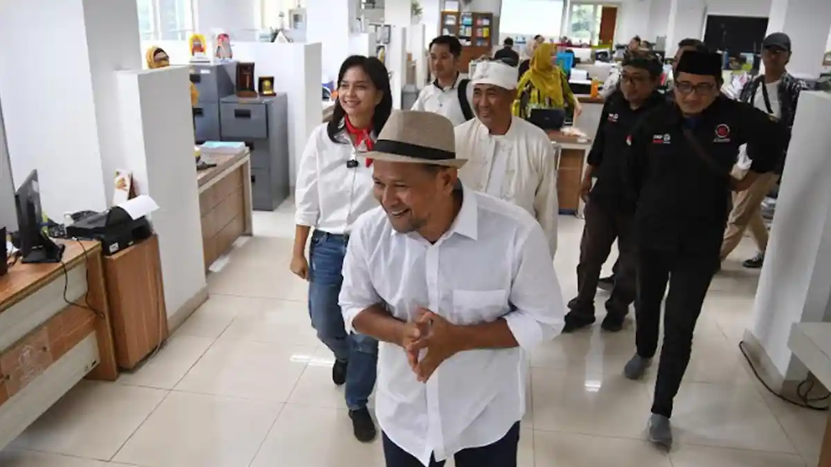 Cara Pasangan Heri Cahyono dan Ganis Rumpoko 'Belanja Masalah', Bekal ...