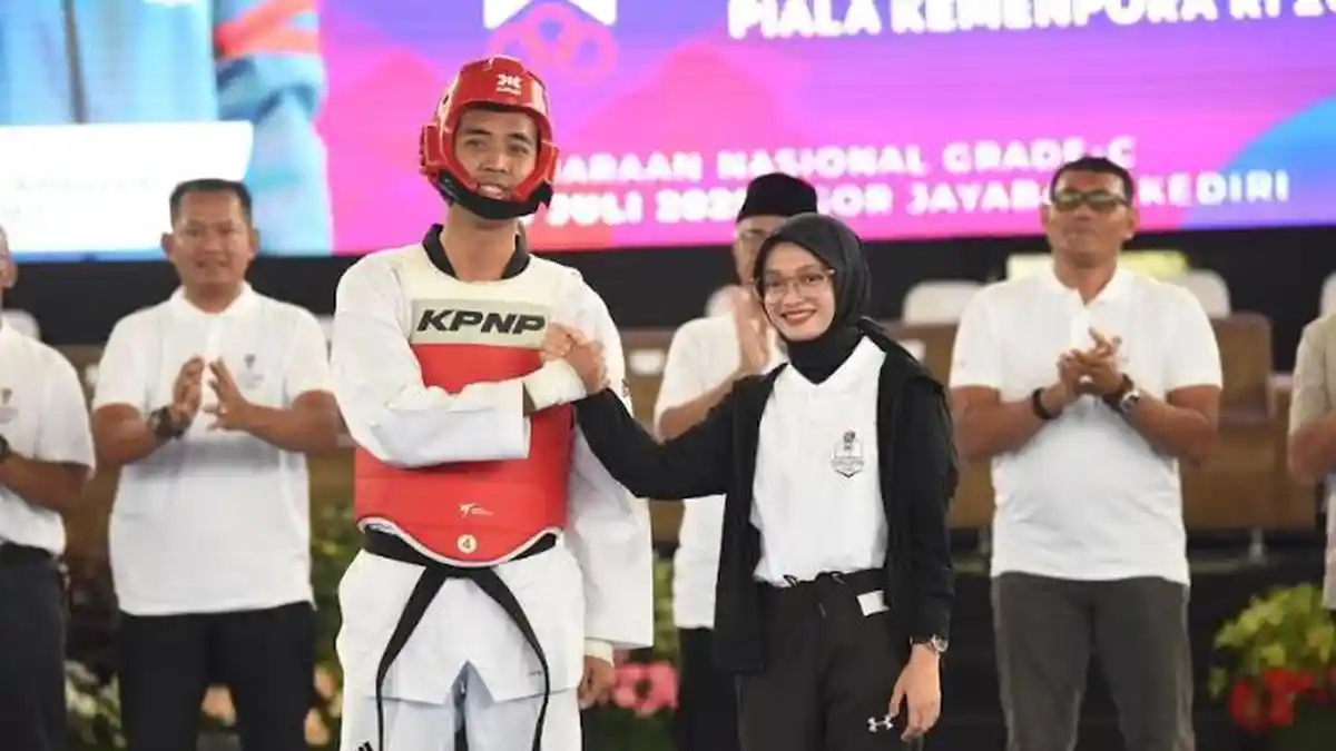 2.241 Atlet Taekwondo Bertarung di Piala Kemenpora RI 2025 di Kota ...