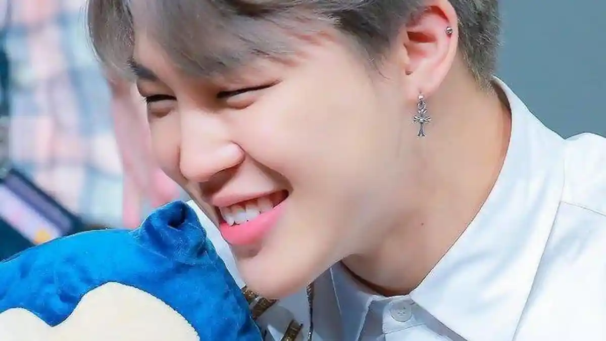 Jimin BTS Liburan Sama 'Teman Dekatnya', Bukan Sama Member BTS ...