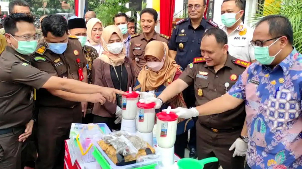 Sabu, Ganja dan Pil Double L Diblender Jadi Satu, Kejari Gresik Juga ...