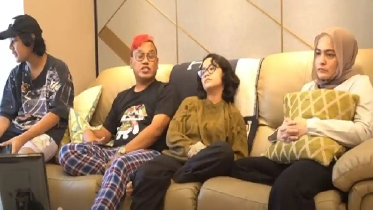 Uya Kuya Sekeluarga Ngaku Mundur Lawan Denise Cadel : Yang Waras Ngalah ...