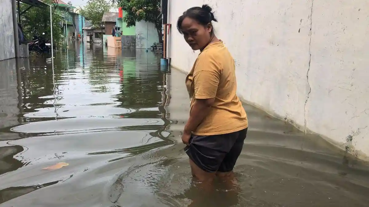 BMKG Peringatkan Potensi Banjir Rob di Demak, Warga Nantikan Janji ...