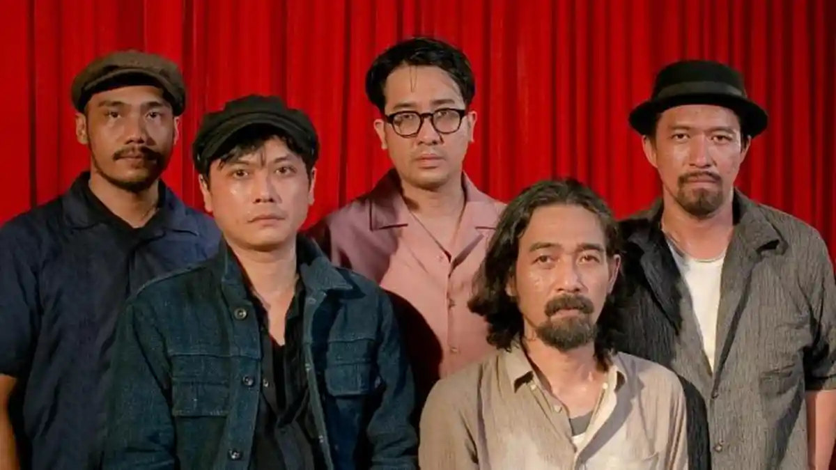 Stambul Arkipelagia, Album Baru Silampukau Setelah 10 Tahun Penantian ...
