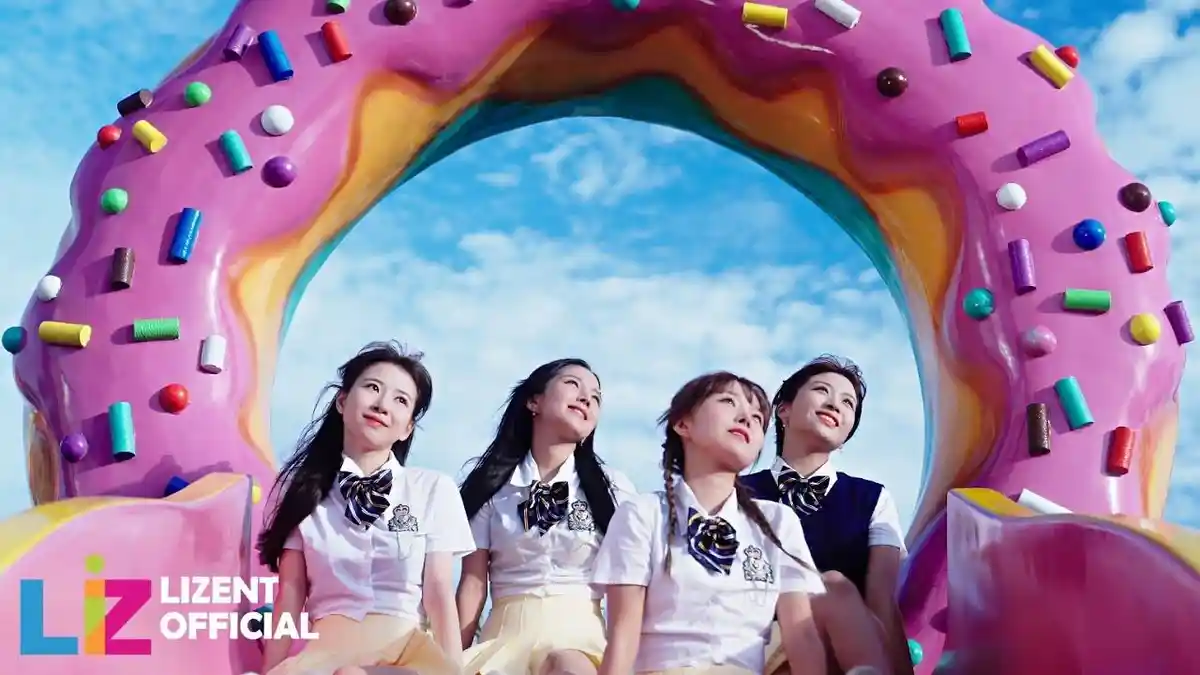 Lirik Lagu dan Terjemahan Fly high Thumbelina - Girl's World, Tik Tok ...