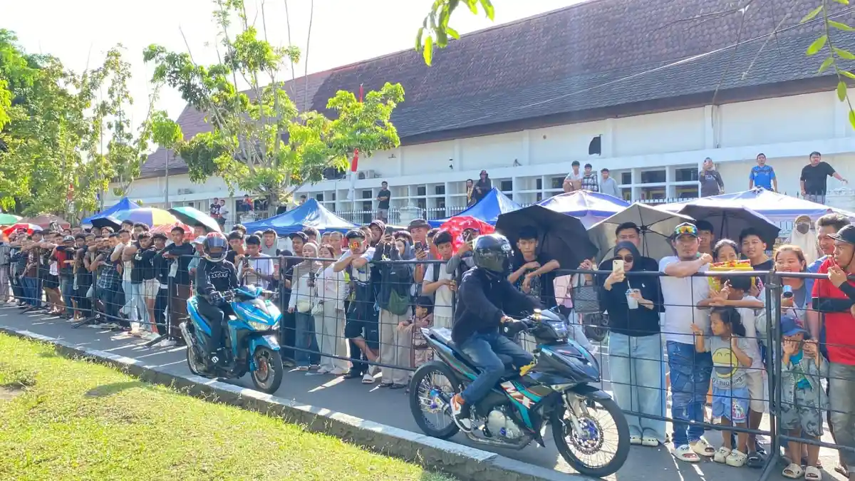 Antusias Saksikan Drag Bike, Warga Palangka Raya Harap Dapat Kurangi ...