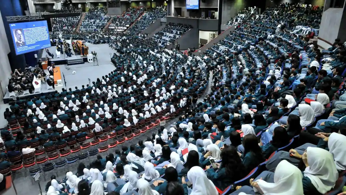 Prosesi Penerimaan Mahasiswa Baru ITB Semester I Tahun Akademik 2025/ ...