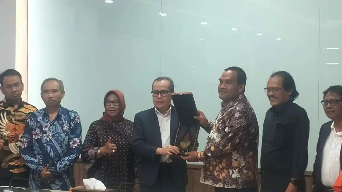 Guru IPB University Prof Andreas Dorong Blora Lakukan Gerakan Reboisasi ...