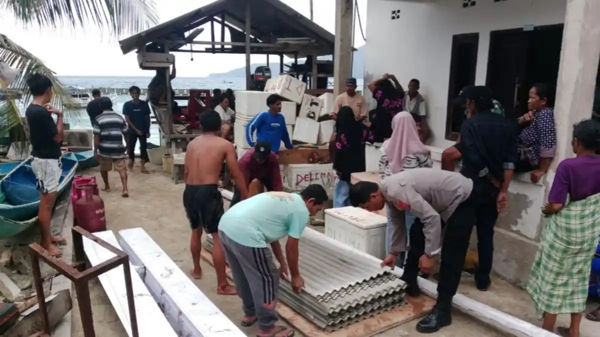 Korban Kapal Rute Baubau-Binongko Kandas di Buton Selatan Lanjutkan ...