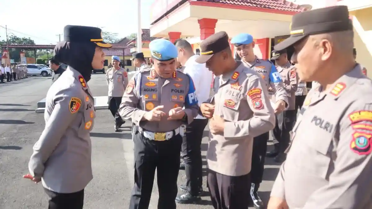 Propam Polda Sumut Sidak Disiplin Personel Polresta Deli Serdang, Urine ...