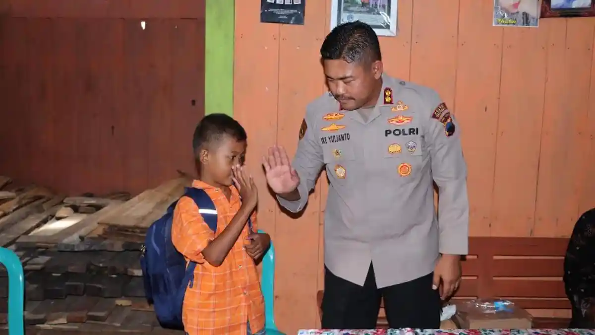 Sosok Slamet Riyadi Bocah 7 Tahun di Grobogan Rawat Ibu ODGJ, Senang ...