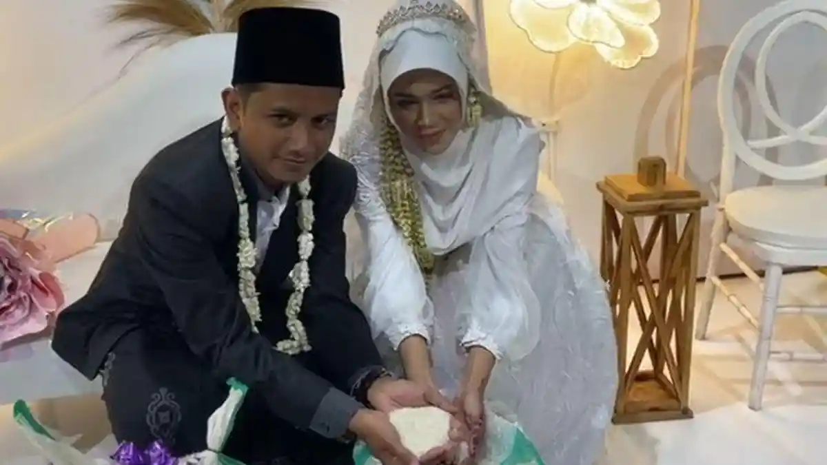 Harga Masih Tinggi, Pria di Ponorogo Ini Beri Mahar 50 Kg Beras ke ...