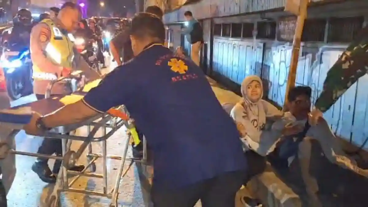 BREAKING NEWS: Pemudik Motor Tabrak Ibu-Ibu Pulang Salat Subuh di ...