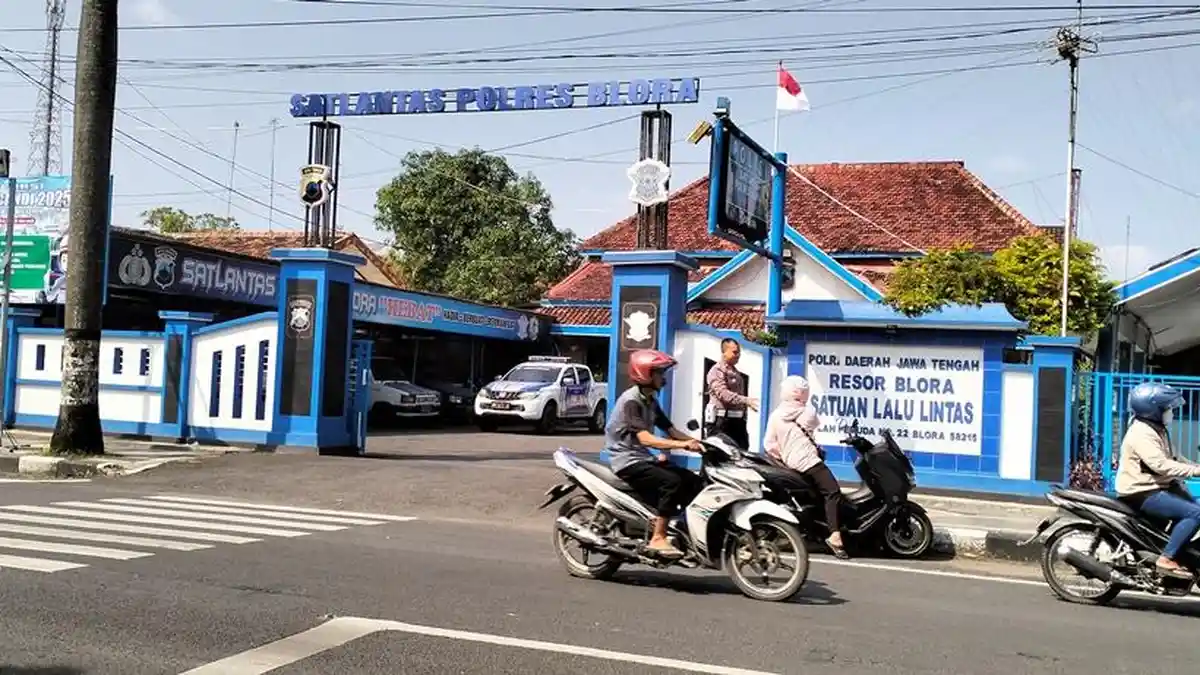 680 Pelanggar Ditilang Selama Operasi Patuh Candi 2025 di Blora ...
