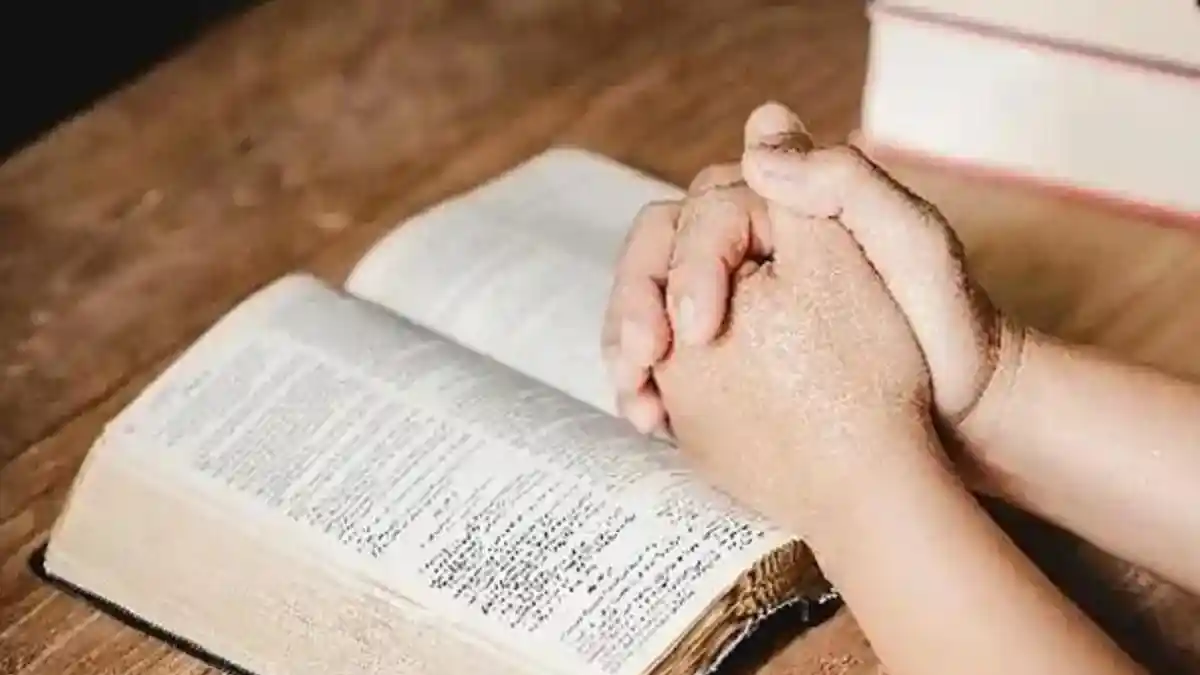 Doa Katolik Tahun Baru 2026 yang Bikin Hati Tenang Lengkap Variasi ...