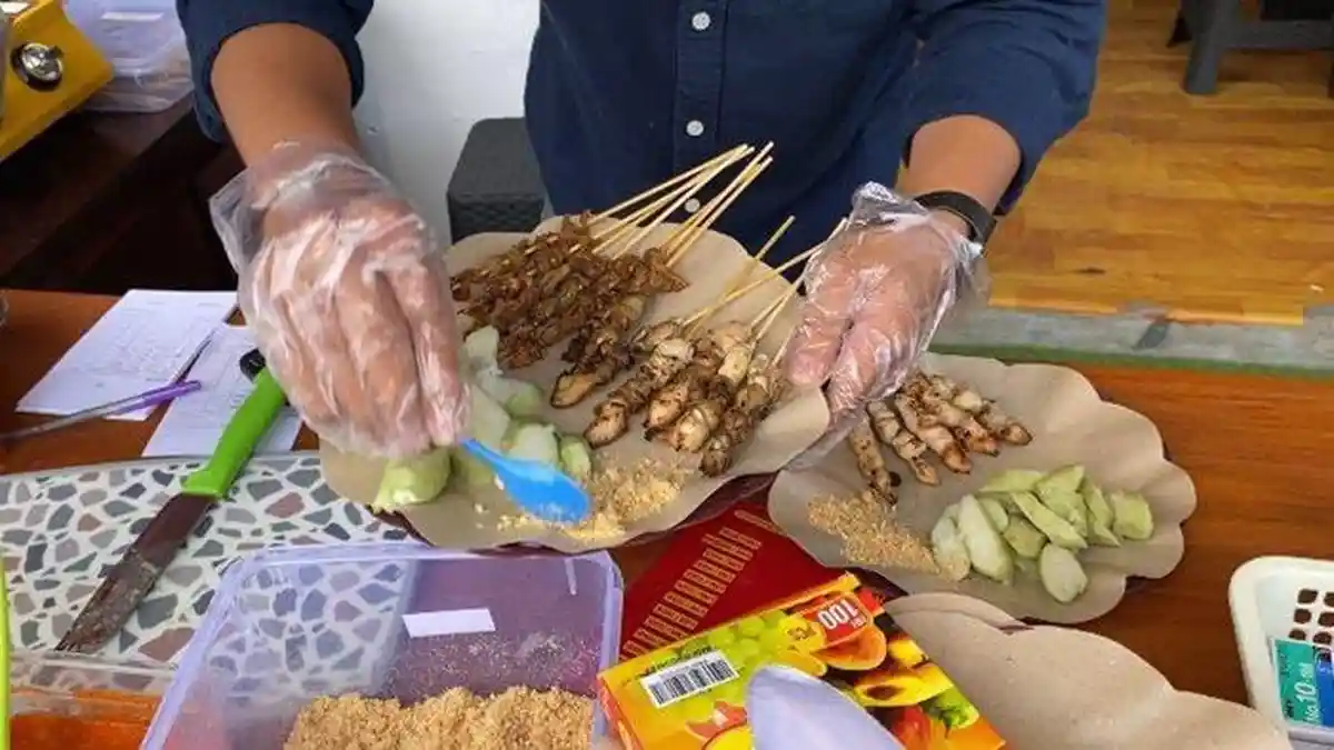Sate Asin Pedas by Audik Hadir di Pangkalpinang, Sajian Pedas yang ...
