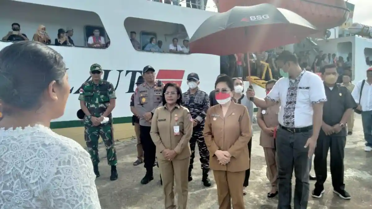 Rinny Tamuntuan Kunker ke Pulau Terluar, Pos Lintas Batas di Marore ...