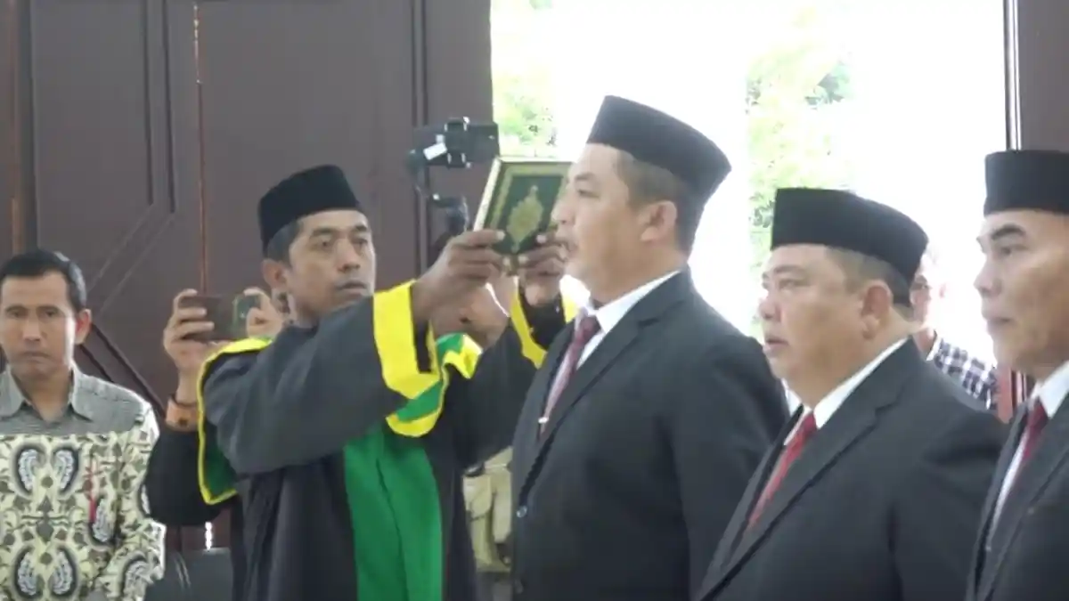 Bupati Gayo Lues Lantik 15 Pejabat Eselon II, Ini Nama-namanya ...