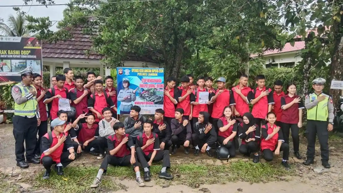 Satlantas Polres Landak Kunjungi SMKN 1 Ngabang, Ajak Pelajar jadi ...