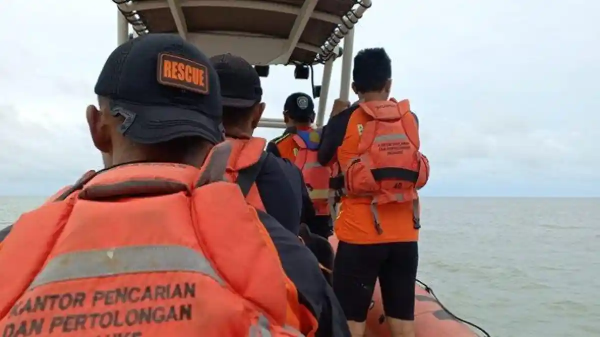 Laka Laut Longboat di Mimika, Basarnas: Korban Hilang Ditemukan Selamat ...