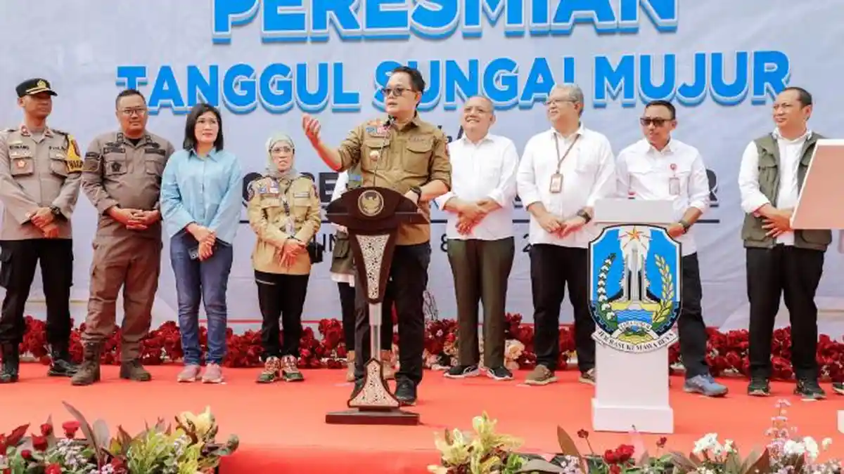 Pj Gubernur Jatim Adhy Karyono Resmikan Tanggul Sungai Mujur dan ...